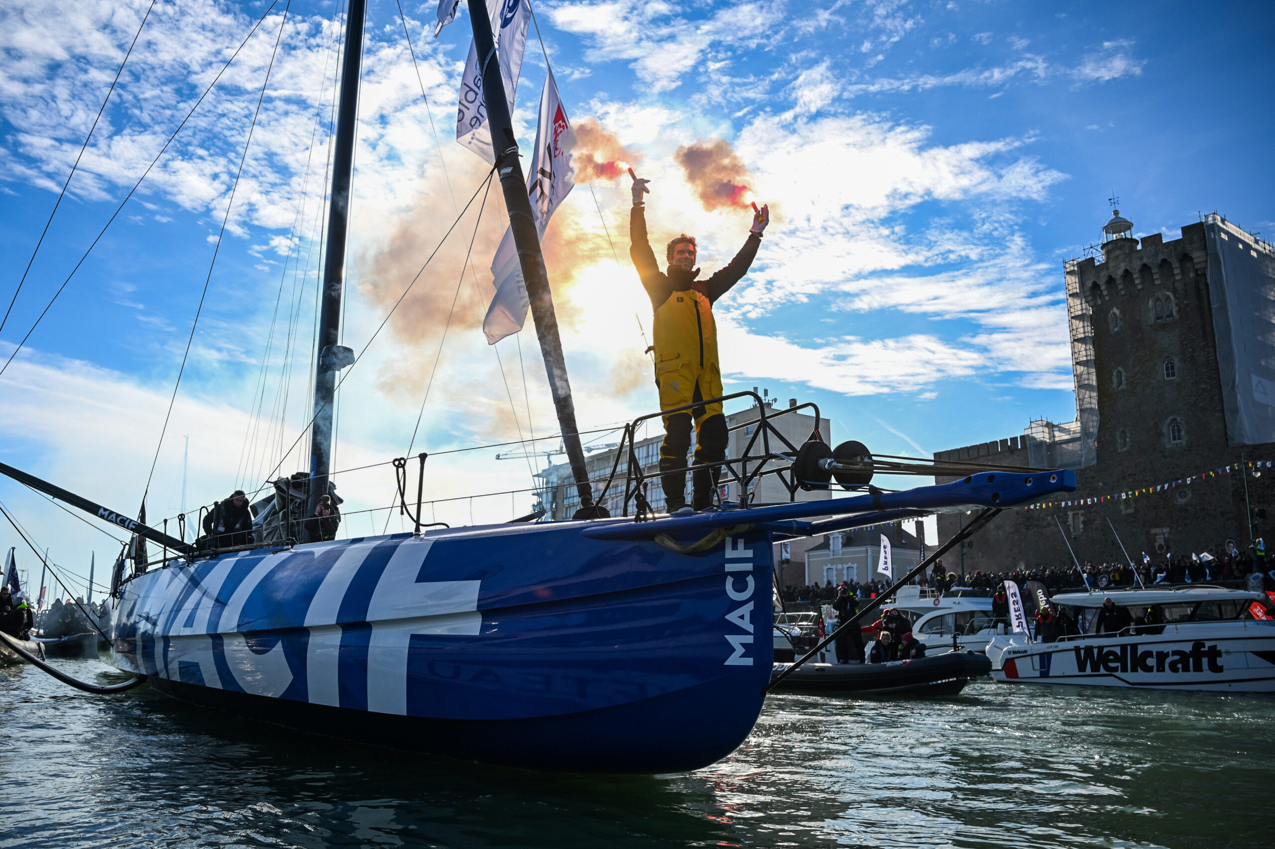 Charlie Dalin de retour à Concarneau le 31 janvier 2025 – Site de la ...
